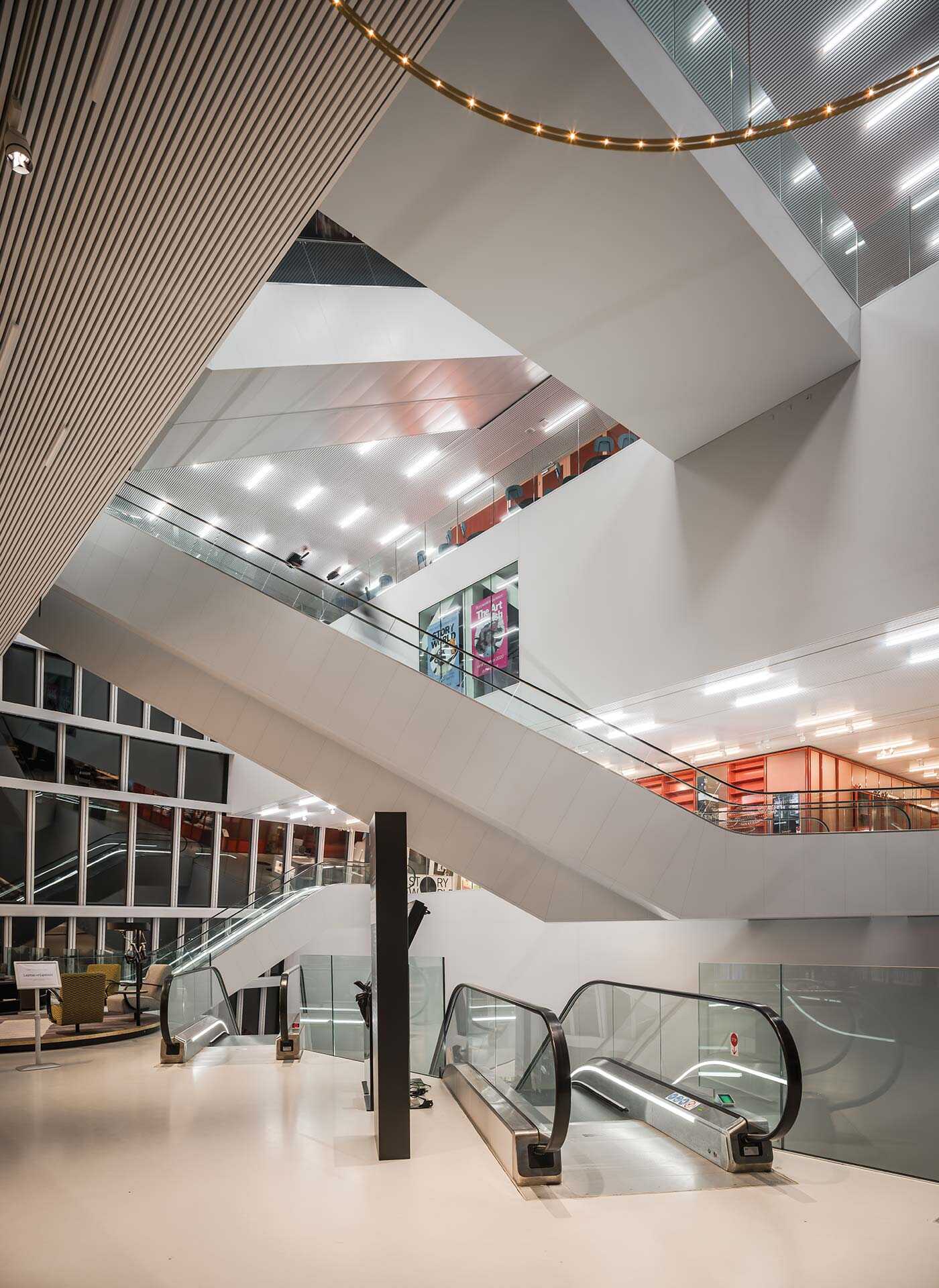 Retail Lighting Escalator Design acuity brands forum groningen | Acuity ...