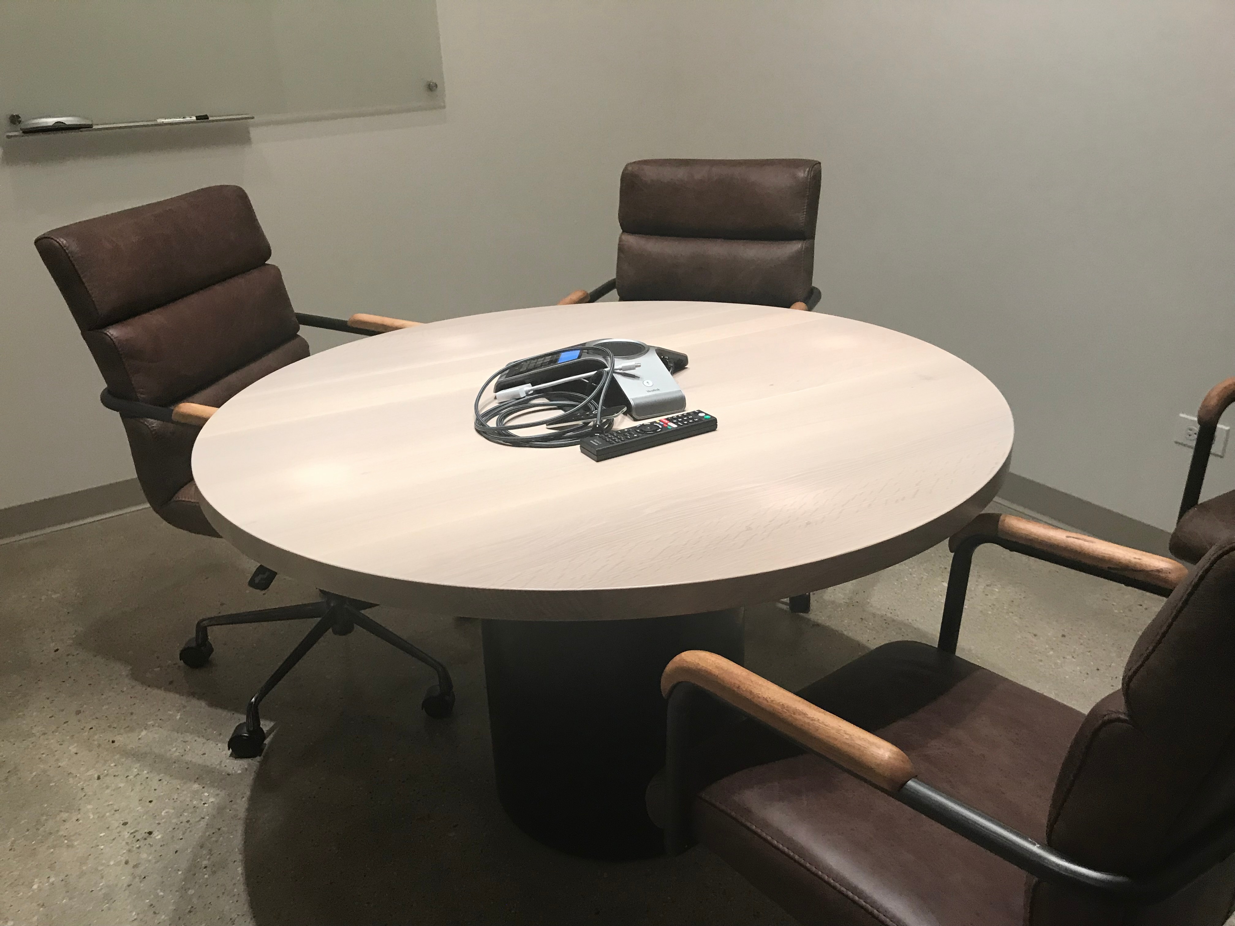 Round Tables | White Oak Plank Round Conference Table With Power | Wood ...