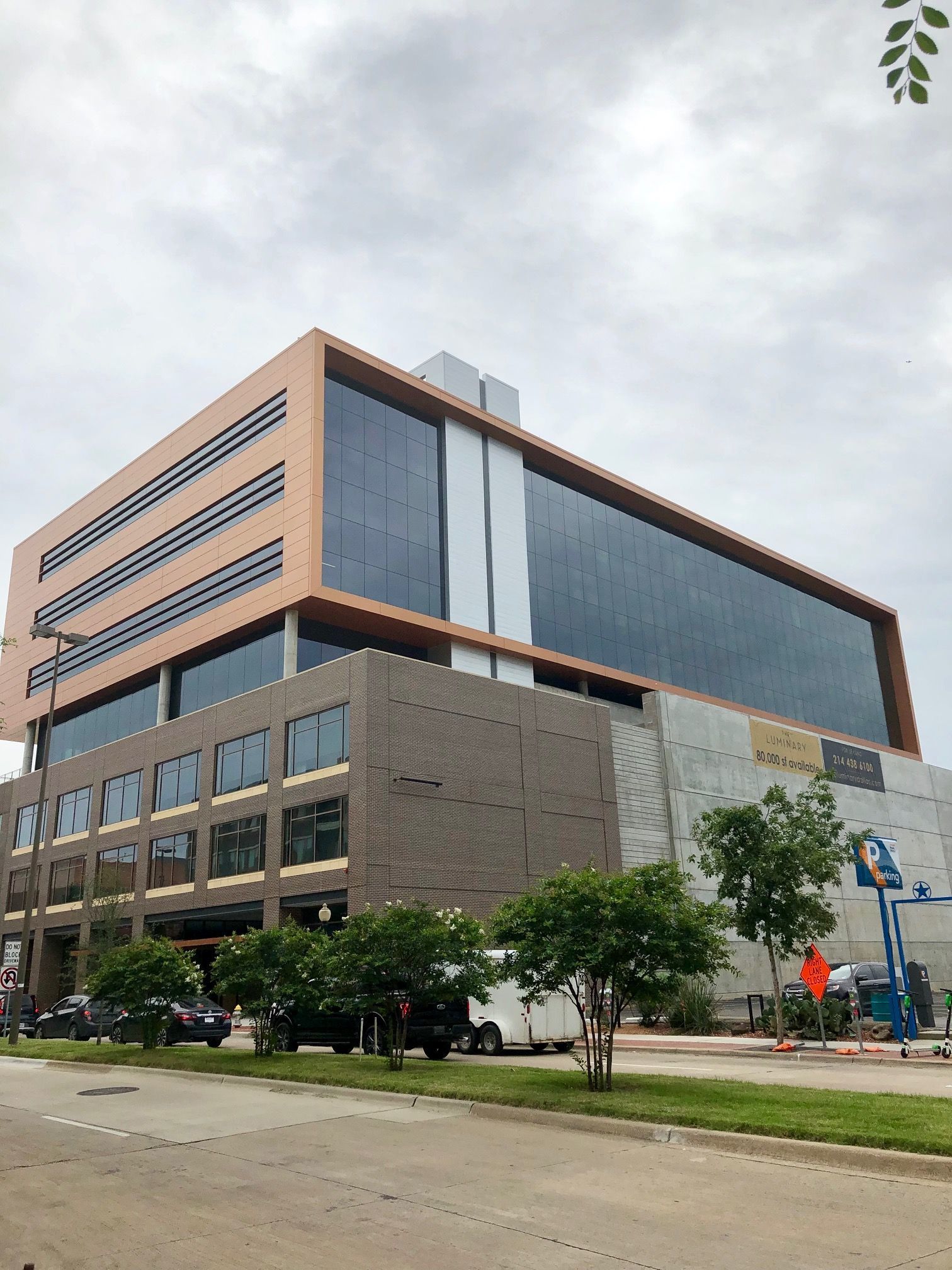 Sage Glass Luminary Exterior LightZone Curtain Wall Smart Glass | SageGlass