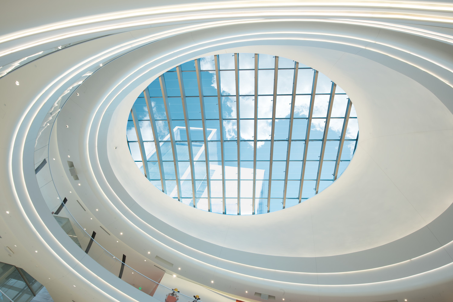 SageGlass Mall of America Dynamic Skylight Design | SageGlass