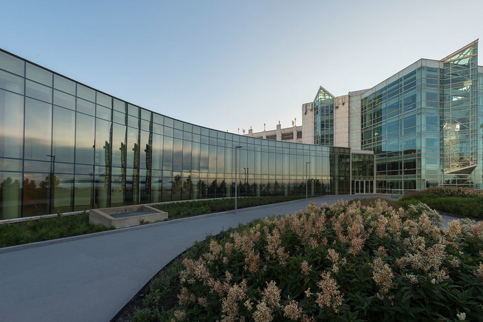 The Yard | SageGlass