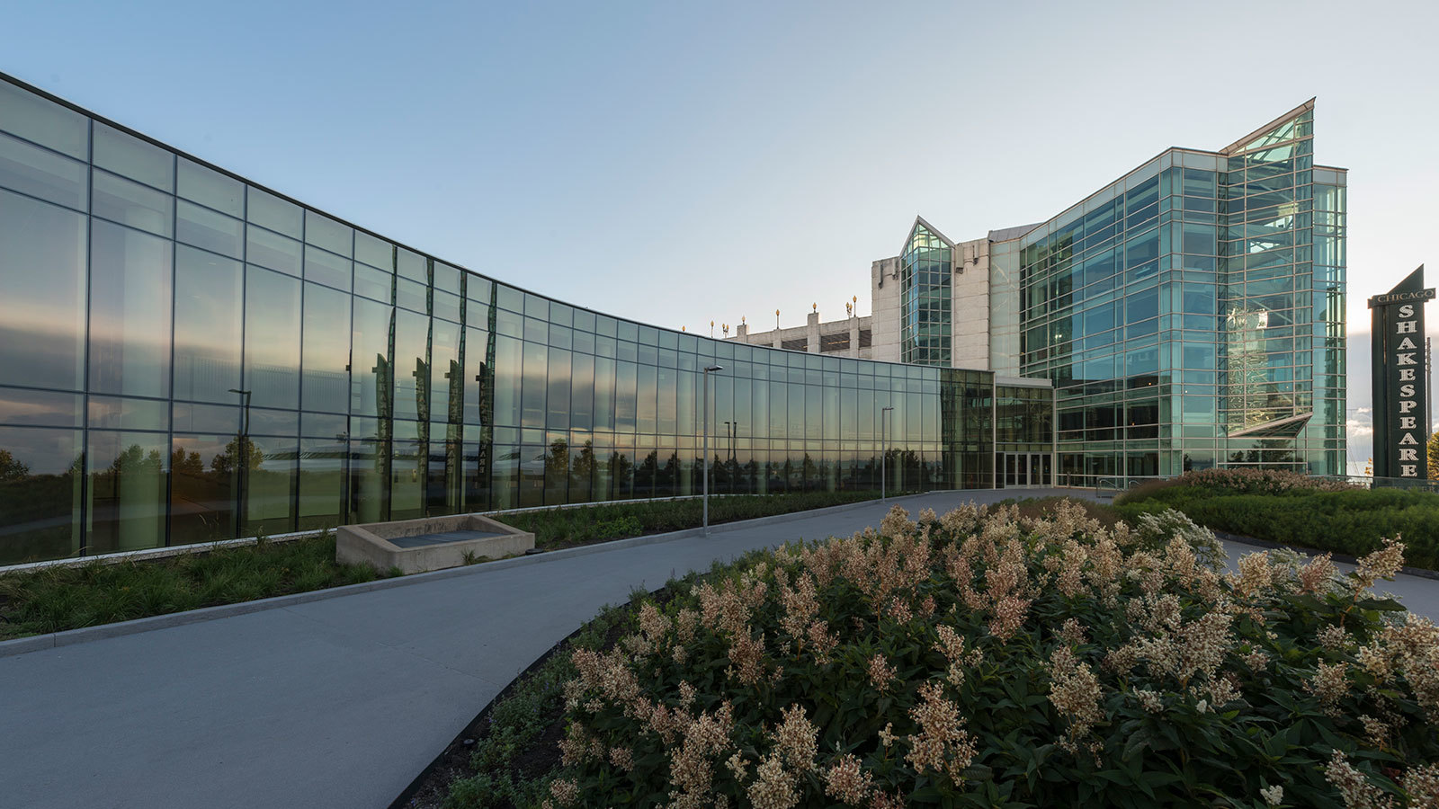 SageGlass The Yard Exterior Dynamic Glass Curtain Wall System Design ...