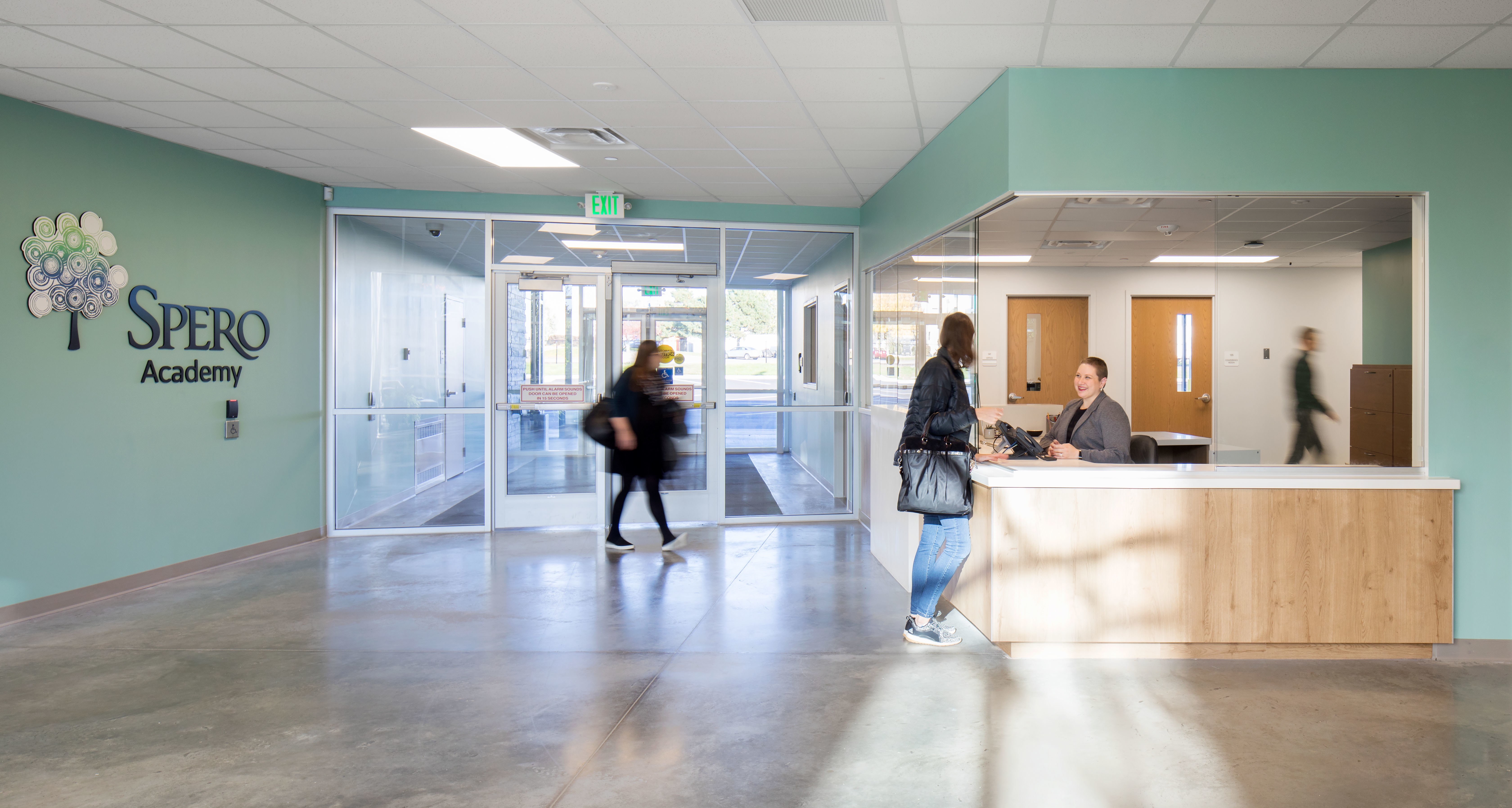 School secure entryway | Rochon