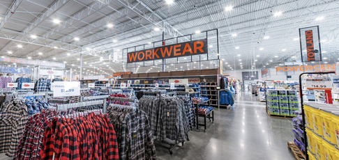 Fleet Farm | Lloyd Companies