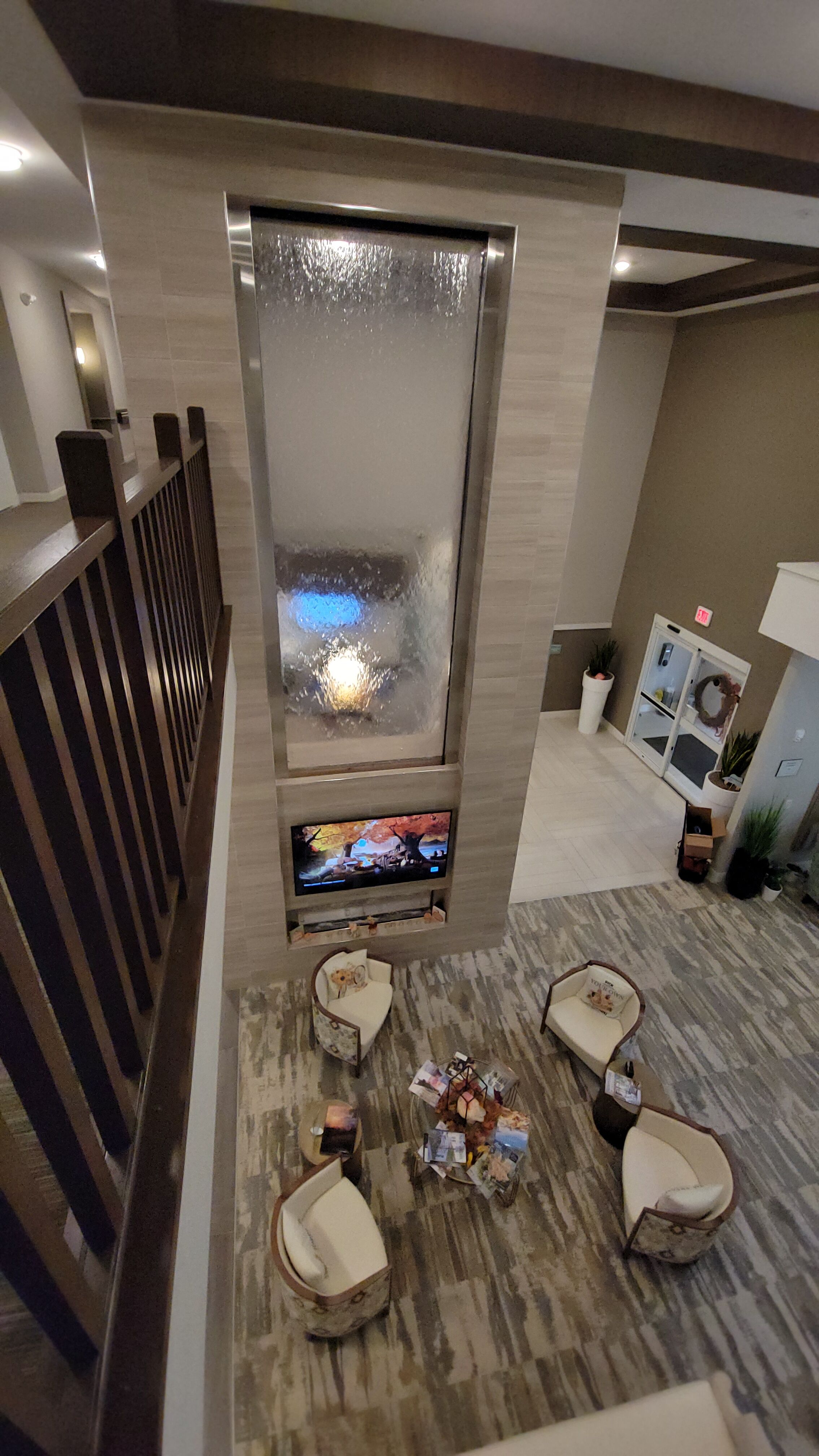 Senior Living Lobby | Bluworld of Water