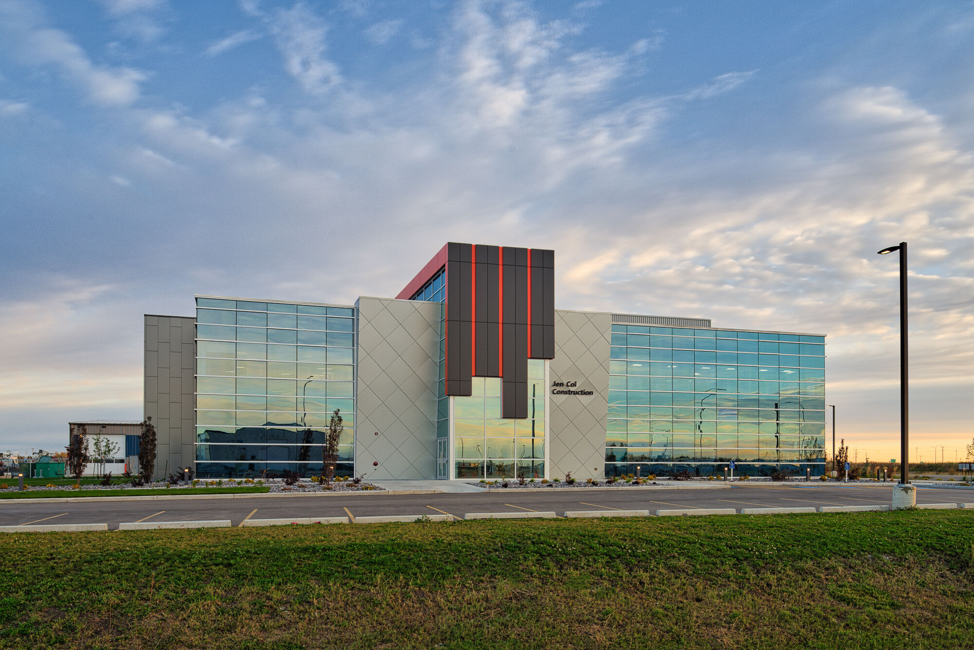 sherwin williams jen-col construction corporate office glass cladding ...