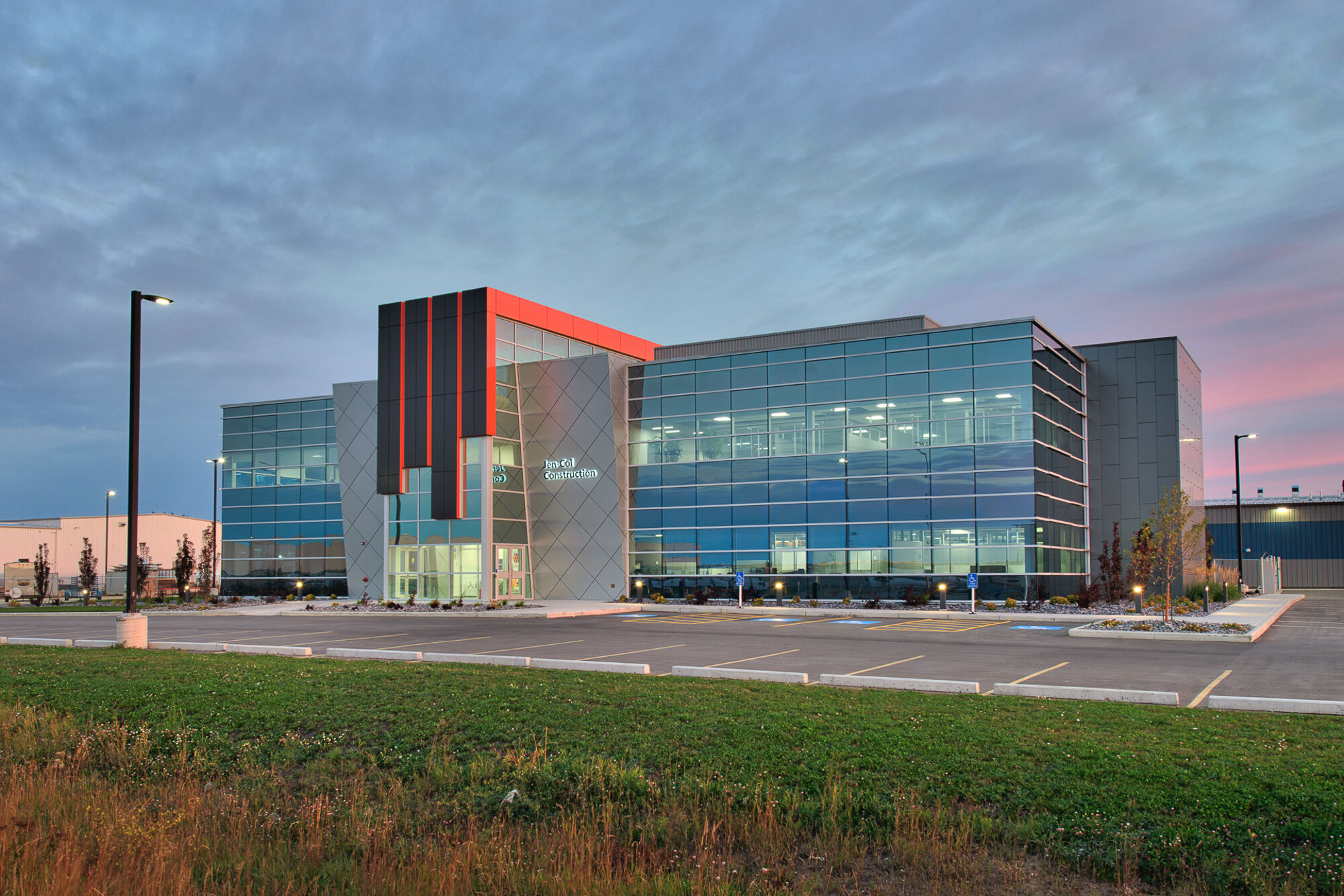 sherwin williams jen-col corporate office mixed metal material exterior ...