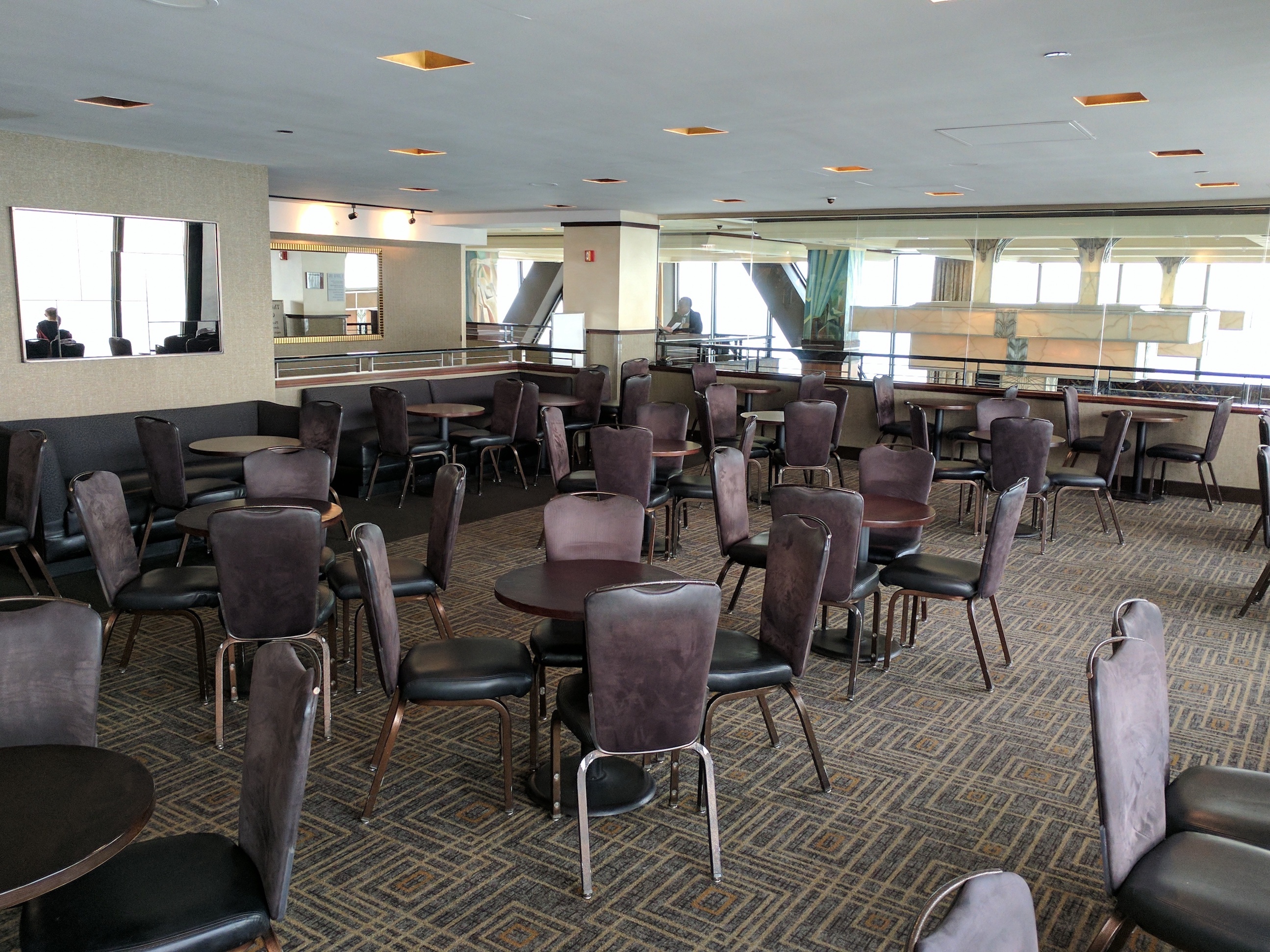 Signature Room | i2i Design