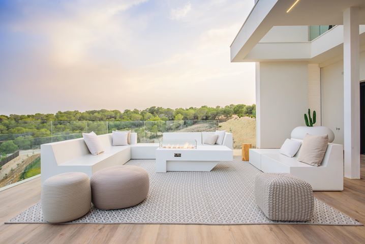 Sixinch Furniture on a Modern Private Terrace in Spain | SIXINCH® USA