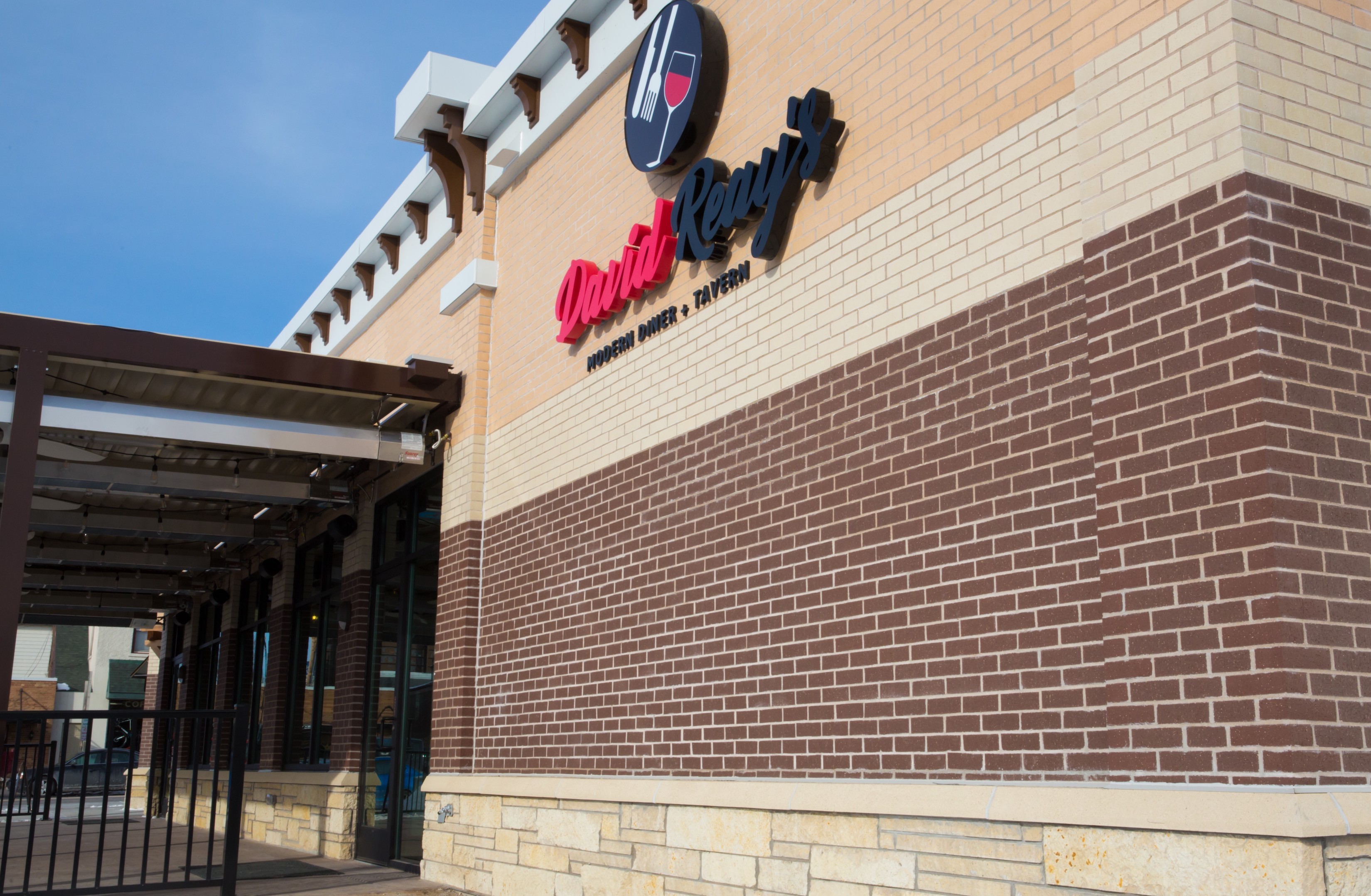 Speedymason David Reay's Diner Onalaska Wisconsin Modern Diner Exterior ...