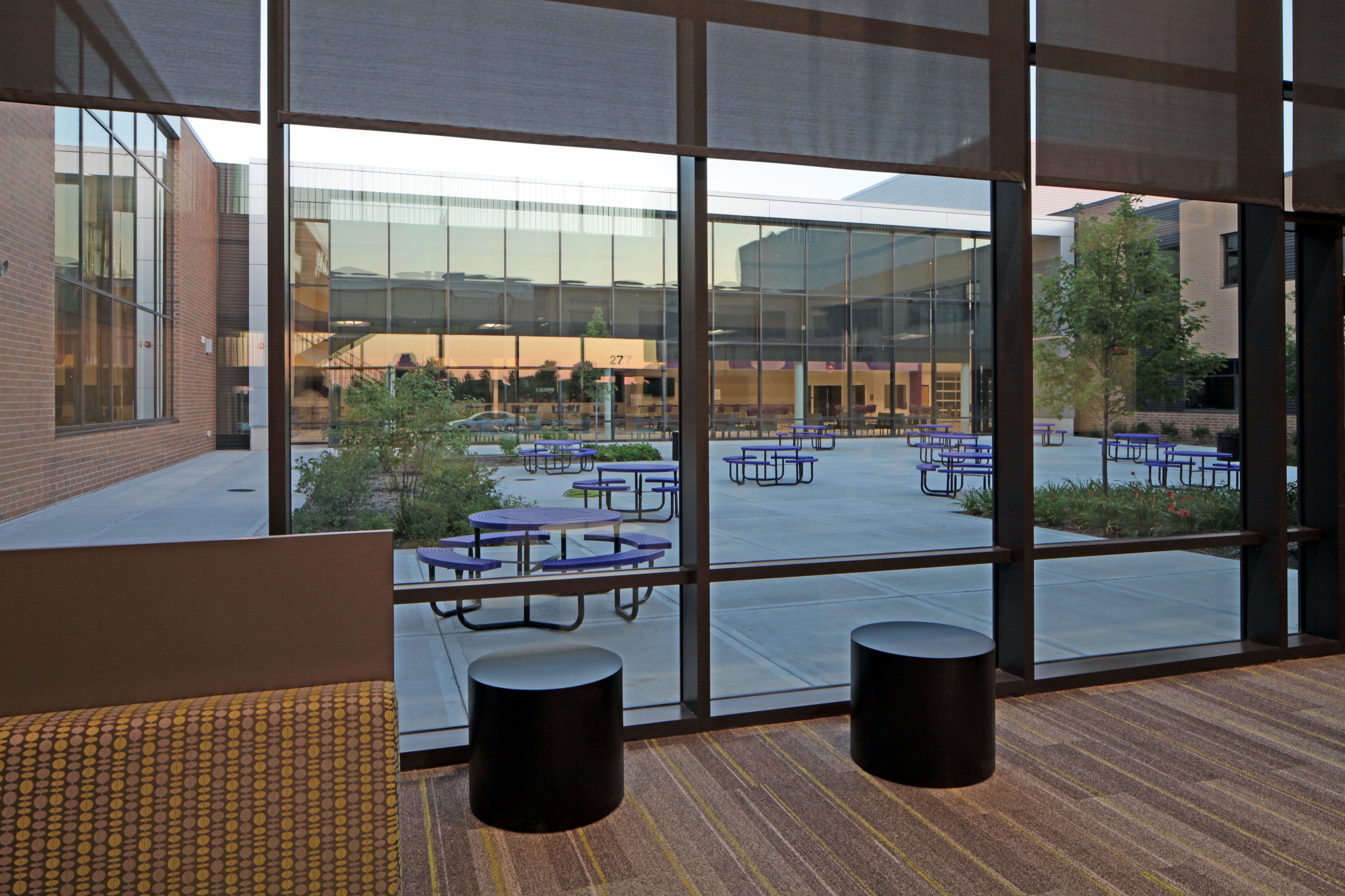 Stahl Construction Education Design Johnston High School Iowa Courtyard ...