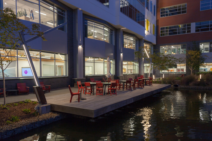 Google Courtyard at Bakery Square | Pittsburgh, PA | Structura