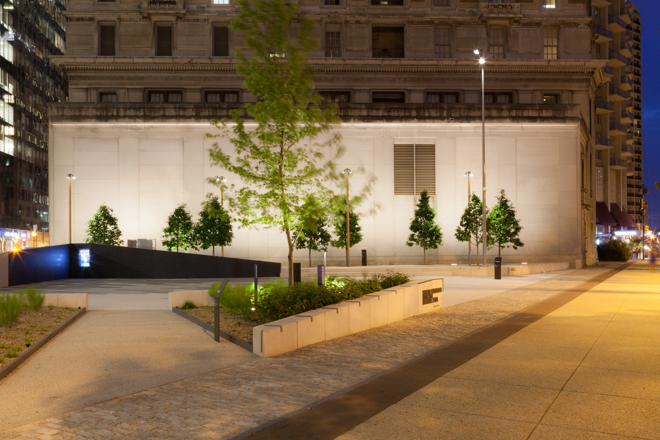 Structura The Holocaust Memorial Plaza Outdoor Lighting Design ...