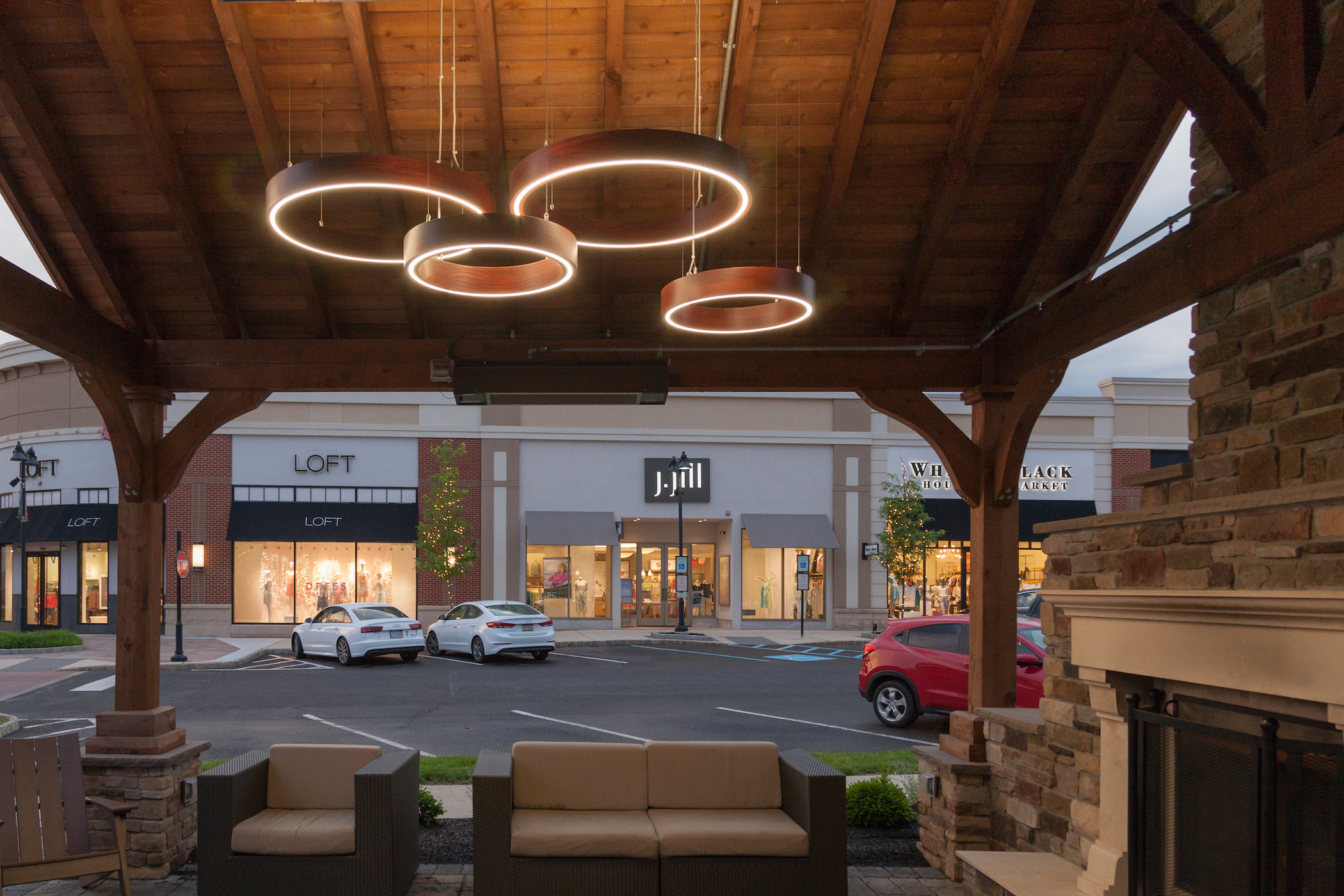 Structura The Shops at Valley Square Retail Guest Outdoor Common Area ...
