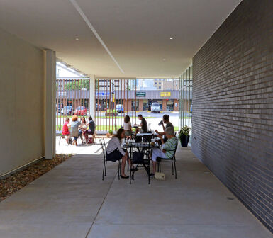 Sunshine National Retail Center | CUPACLAD®