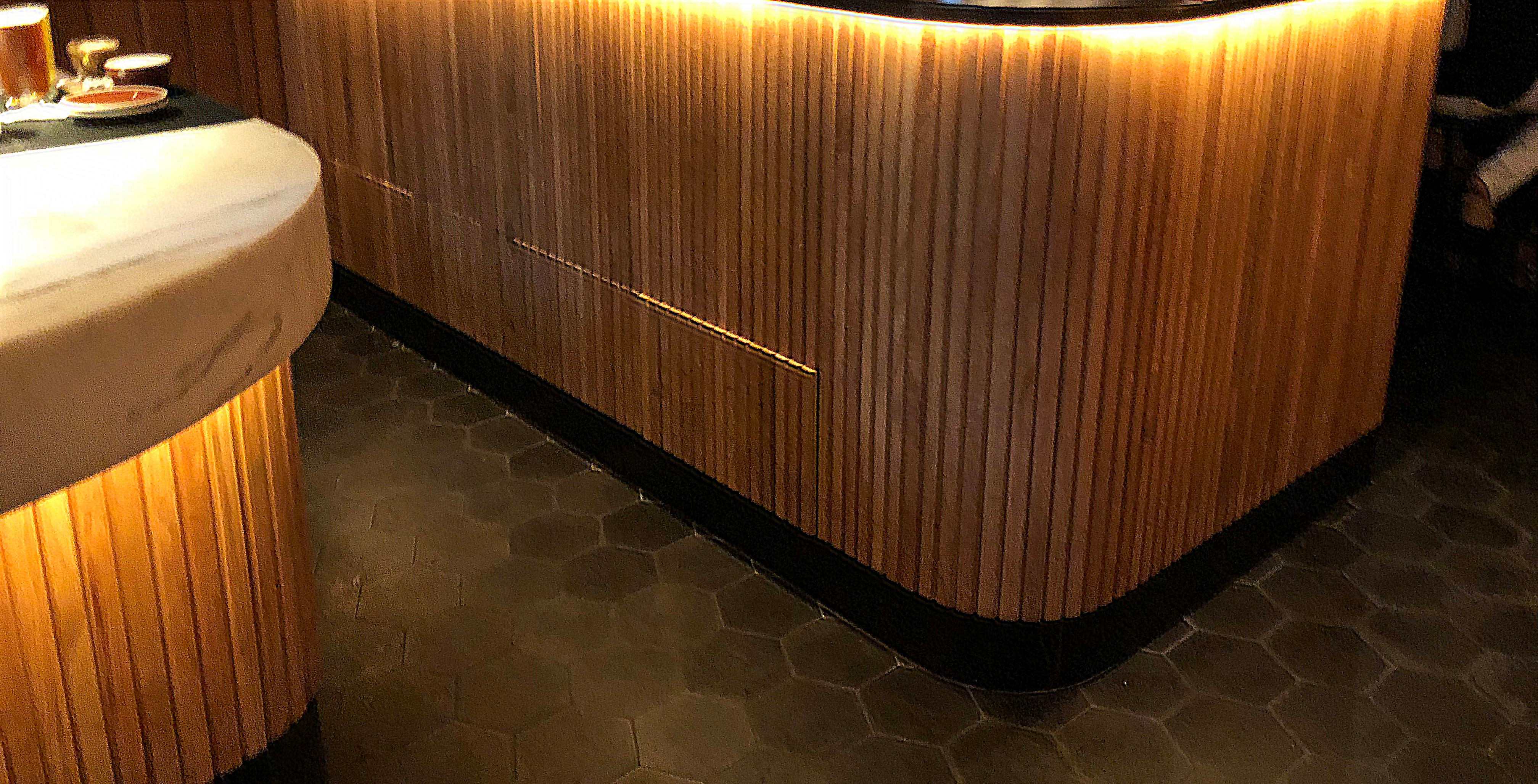 Surfacing Solution Boqueria01 White Oak Flexible Tambour Bar ...