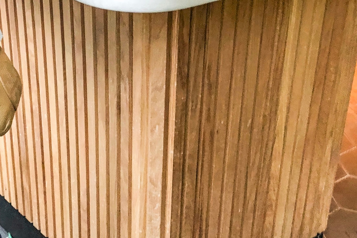 Boqueria - Tambour - Flexible White Oak Wood Paneling | Surfacing Solution