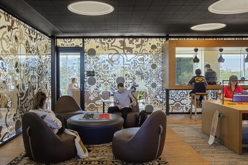 Donald Dungan Library At Lions Park | Tate Inc.