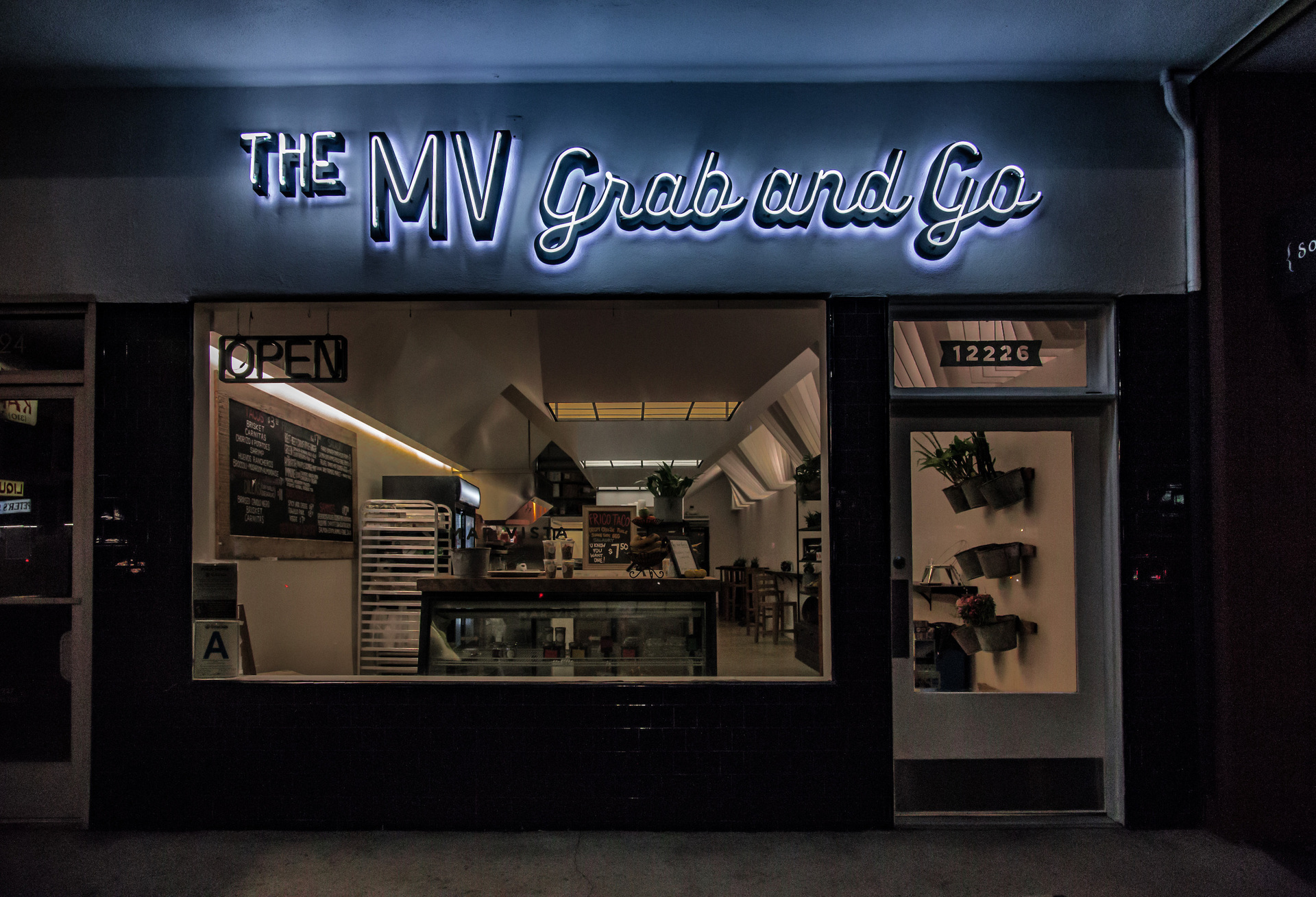 The MV Grab and Go - Sign Makers | Signmakers