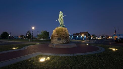 The Passing of the Buffalo Statue & Roundabout | Acuity Brands