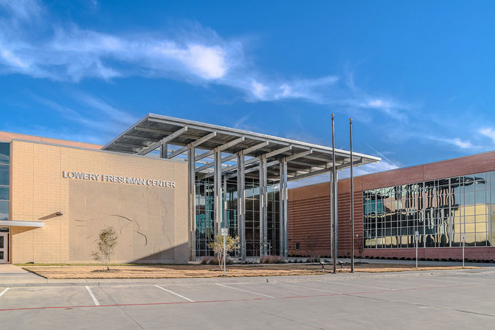 Allen Lowery Freshman Center | Tubelite