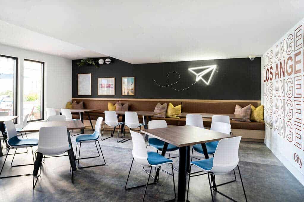 Usc-west-27th-place-cool-lounge-by-poi | Pacific Office Interiors