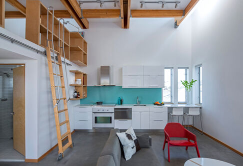 Clerestory Loft | Vertebrae Art + Architecture