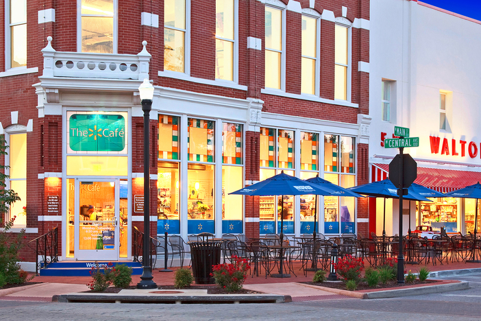 Walmart Visitor Center and Spark Café | Benchmark Group