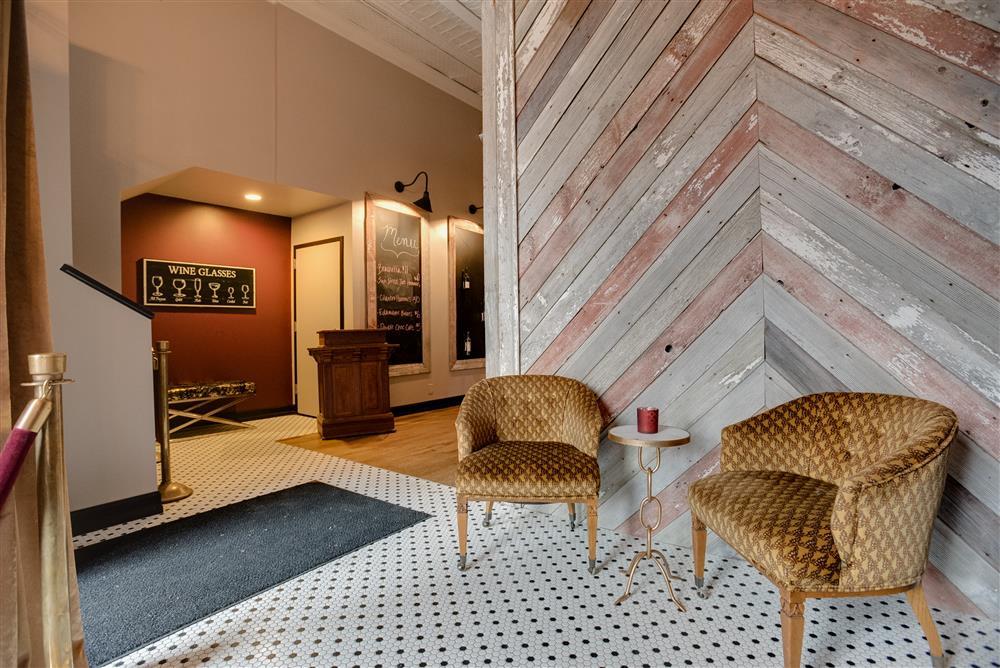 Wine Bar Entry | Scott Build